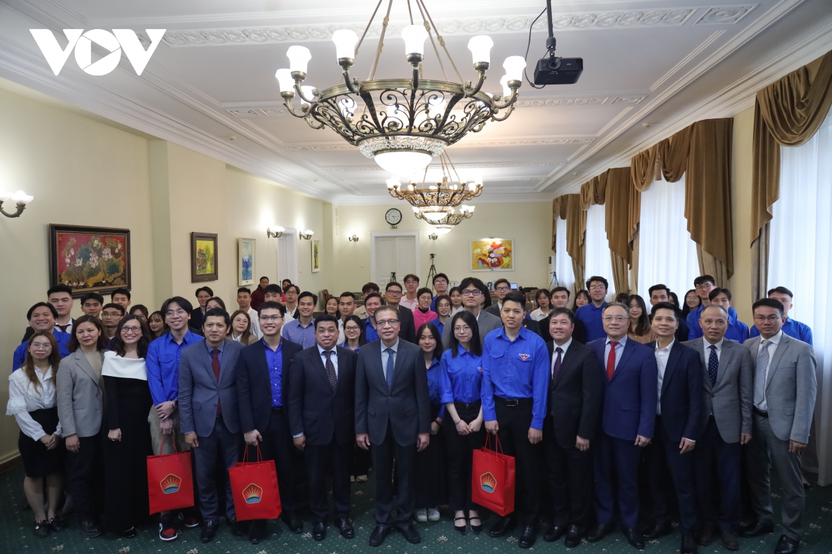 Đại sứ Việt Nam tại Nga đối thoại với thanh niên, sinh viên